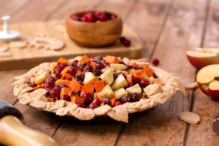 Autumn Harvest Pie by Hannah Kaminsky - Jazzy Vegetarian - Vegan and ...